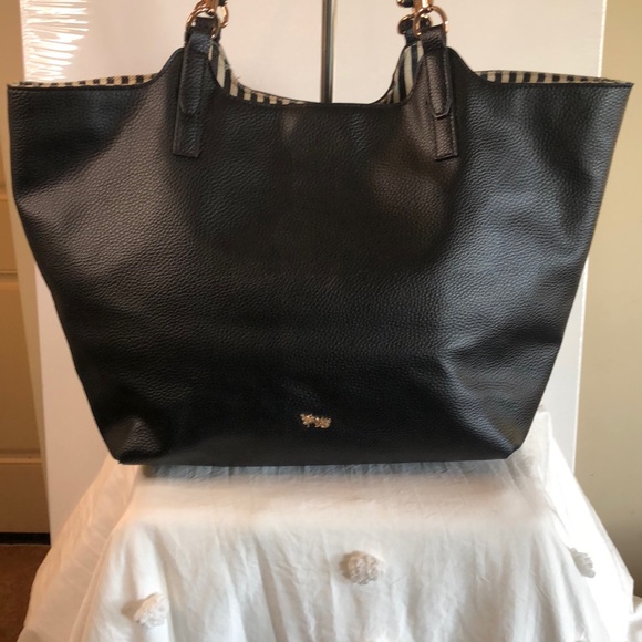 Mathew & Julian | Bags | Mathew Julian Black Tote Bag | Poshmark